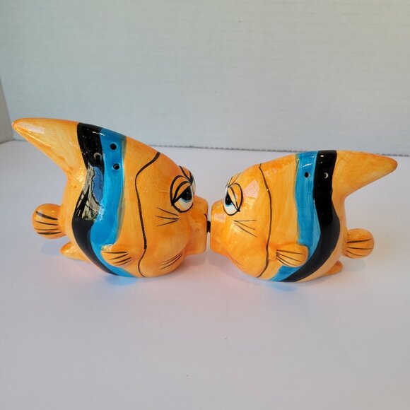Dining | Kissing Fish Salt And Pepper Shakers Orange Tropical Magnetic ...